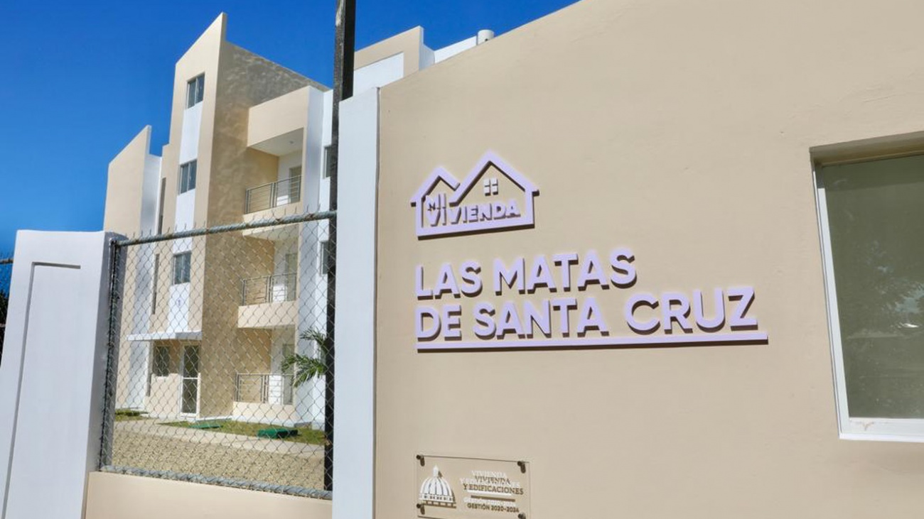 Presidente Abinader entrega en Montecristi módulos proyecto RECUPERA ...