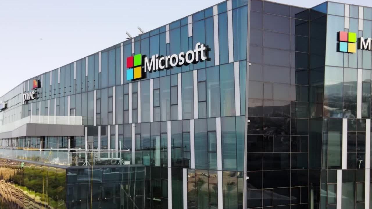 Microsoft anuncia nuevo servicio de suscripción de IA para empresas ...